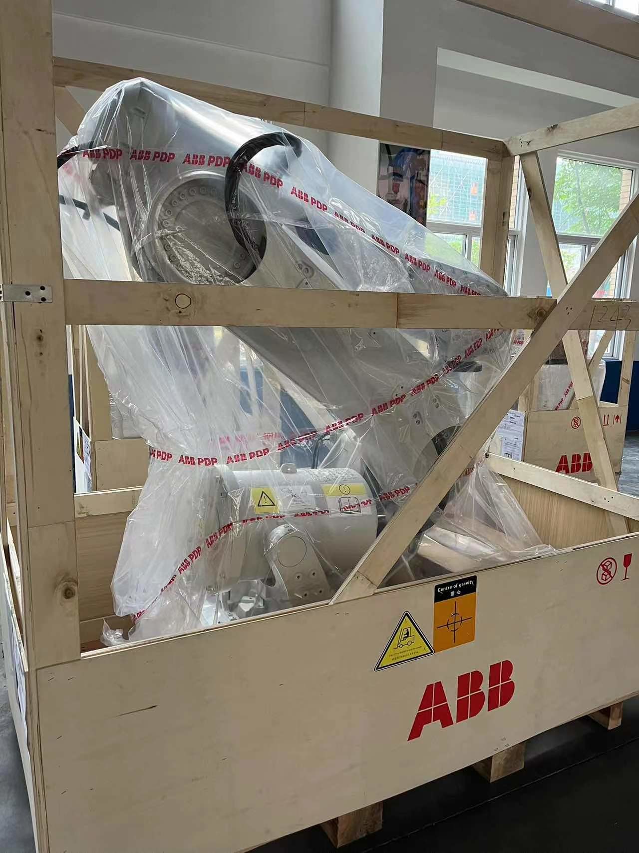 NEW ABB IRB 6700-300/2.70 , 300kg Load , Reach 2700mm, Arc Welding ...